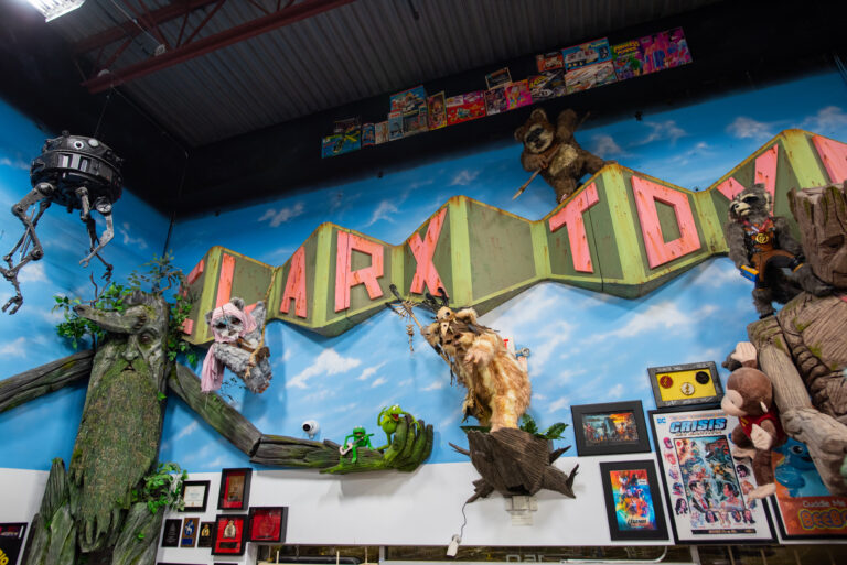 Displays – Canada’s Largest Toy Store | Toy Traders